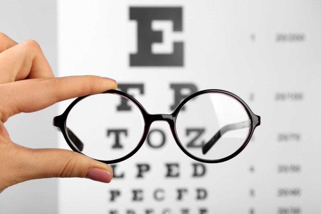 In-Person vs. Virtual Eye Exams: Why Comprehensive Care Still Matters ...
